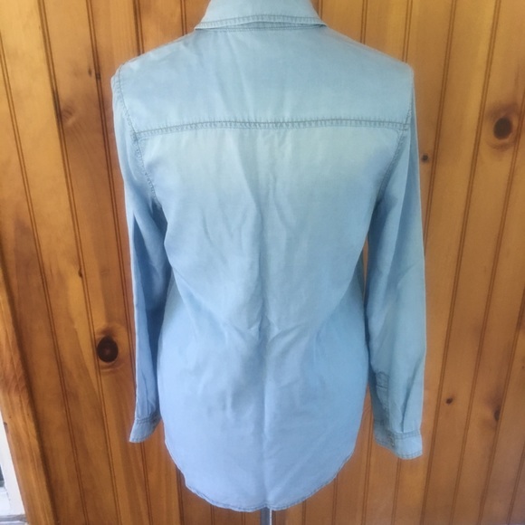 YMI | Tops | Ymi Denim Medium Light Wash Denim Pearl Snap Top | Poshmark